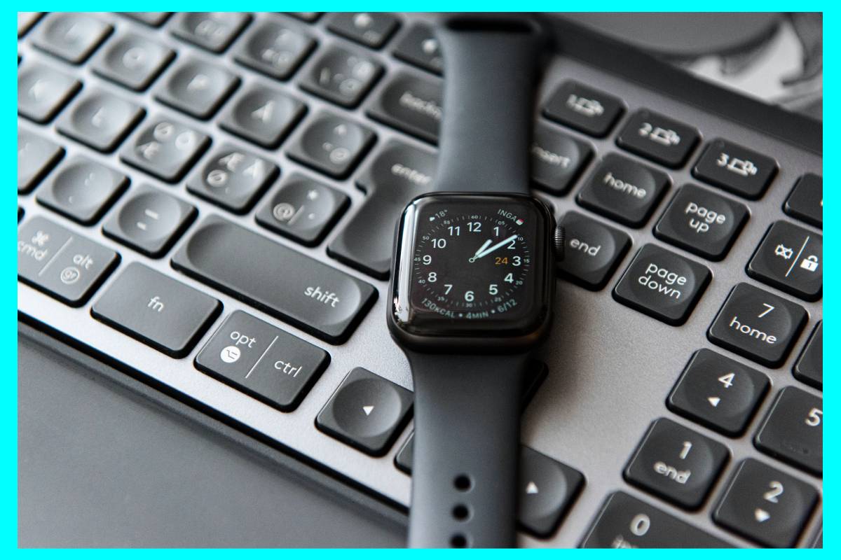 Smartwatches For Girls- Introduction, Functions,And More