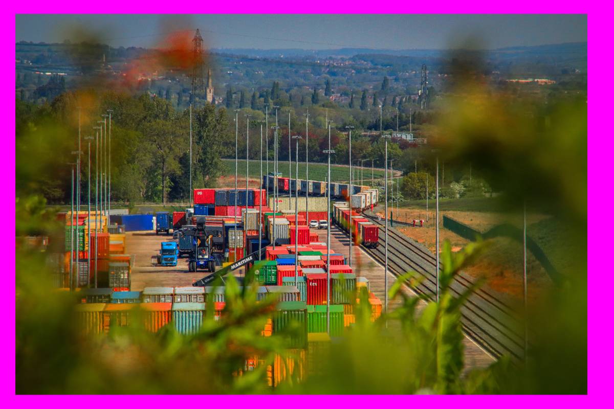 Containers And Virtualization